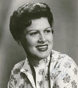 The story behind Patsy Cline's song, "Crazy" - OnStageCountry.com