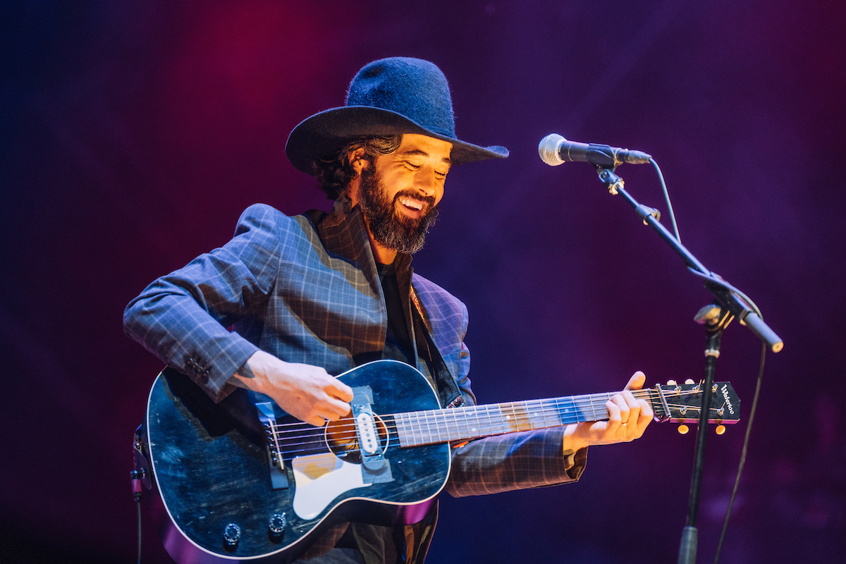Ryan Bingham at Extra Innings Festival - OnStageCountry.com