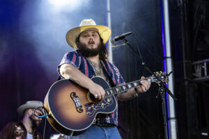 Tanner Usrey Brings The Heat To Arizona - OnStageCountry.com