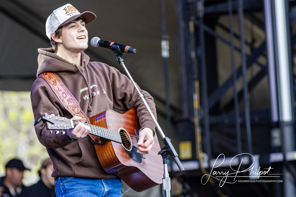 Waylon Wyatt: A Teen Prodigy’s Joyful Reign - OnStageCountry.com
